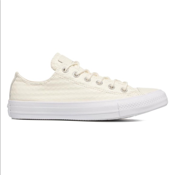 Converse | Shoes | Creamwhite Low Top Leather Converse Sneakers | Poshmark